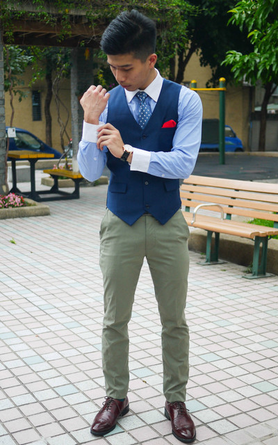 Gino Hsieh 分享的 迷徒同色系V-ZONE穿搭 - Dappei 台灣最大時尚穿搭社群