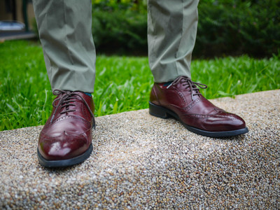 穿搭主題：迷徒同色系V-ZONE穿搭 by Gino Hsieh | Dappei